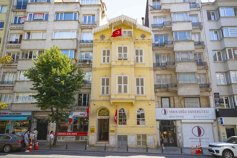 İstanbul'da Ücretsiz Ziyaret Edilebilecek 10 Müze ve Konforlu Ulaşım ...